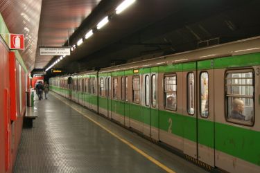 M2: la fermata Lanza chiusa per lavori - Cronaca - Vivere Milano